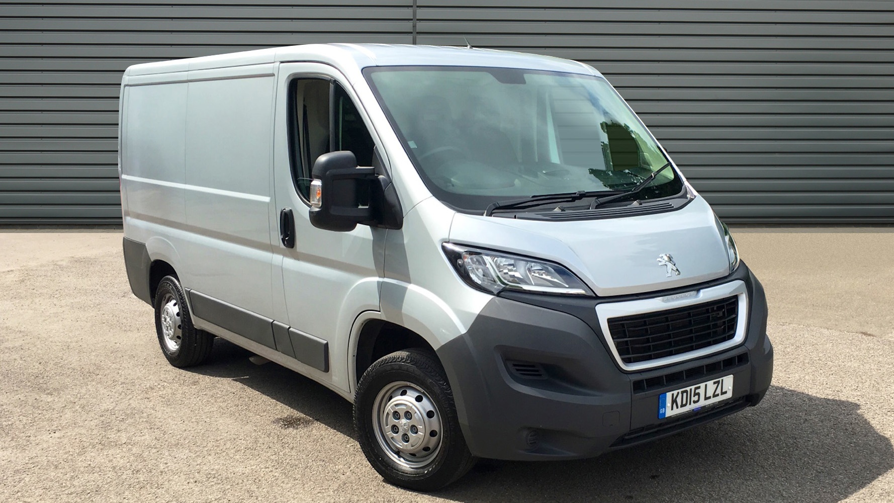 Used Peugeot BOXER Panel Van 2 2HDi Professional 333 L1H1 Panel Van Used Peugeot BOXER Panel Van 2 2HDi Professional 333 L1H1 Panel Van