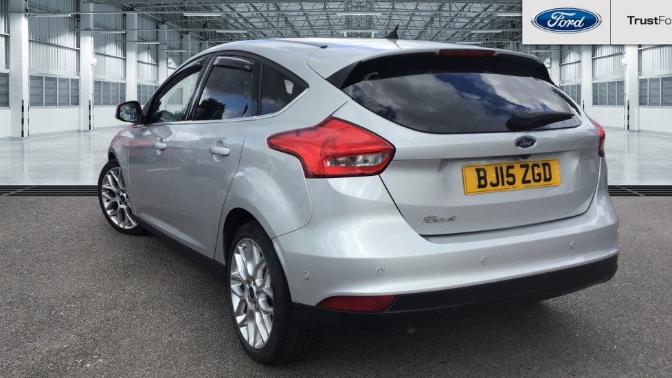 Ford FOCUS 2015 - Moondust Silver Metallic | £10,600 | Tamworth | TrustFord