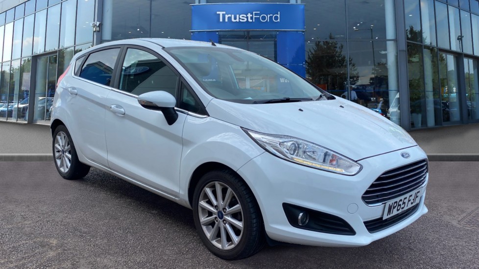 Ford FIESTA 2016 - Frozen White | £7,350 | Tamworth | TrustFord