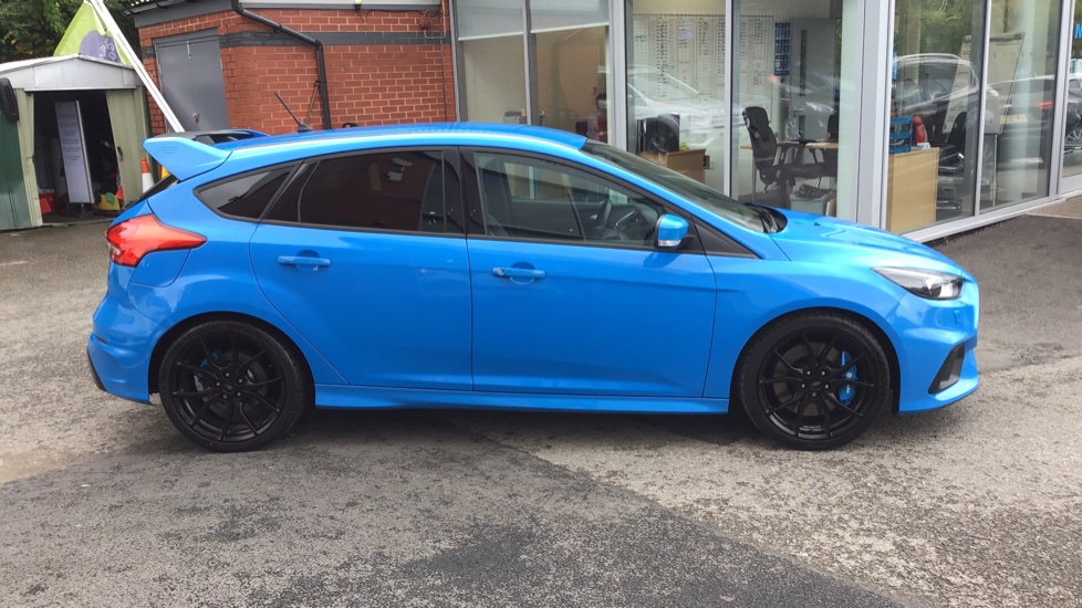 Ford FOCUS RS 2018 - Nitrous Blue | £28,500 | Wilmslow | TrustFord
