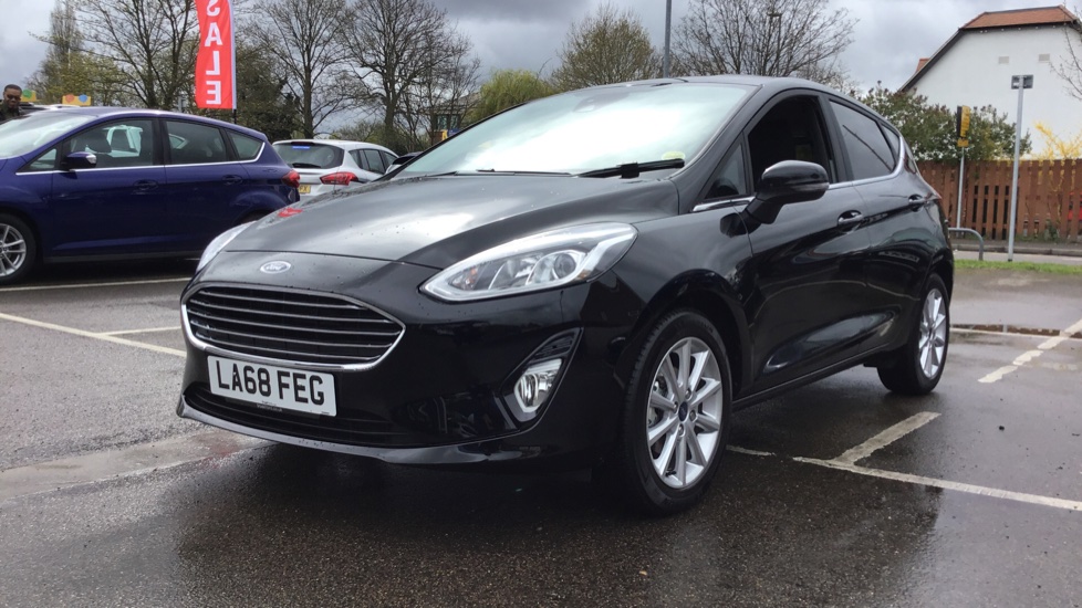 Ford FIESTA 2018 - Shadow Black | £13,500 | Cobham | TrustFord