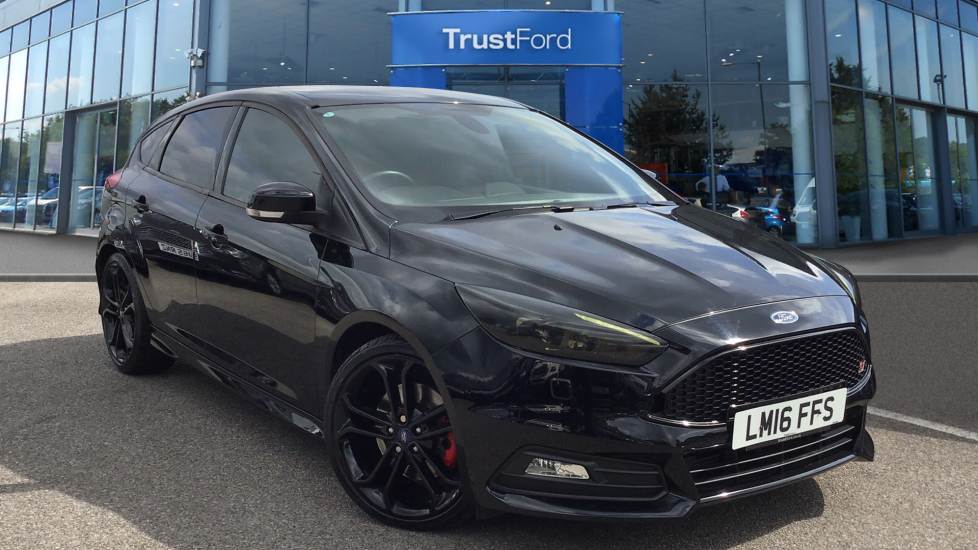 Ford FOCUS 2016 - Shadow Black | £15,500 | Edgware | TrustFord