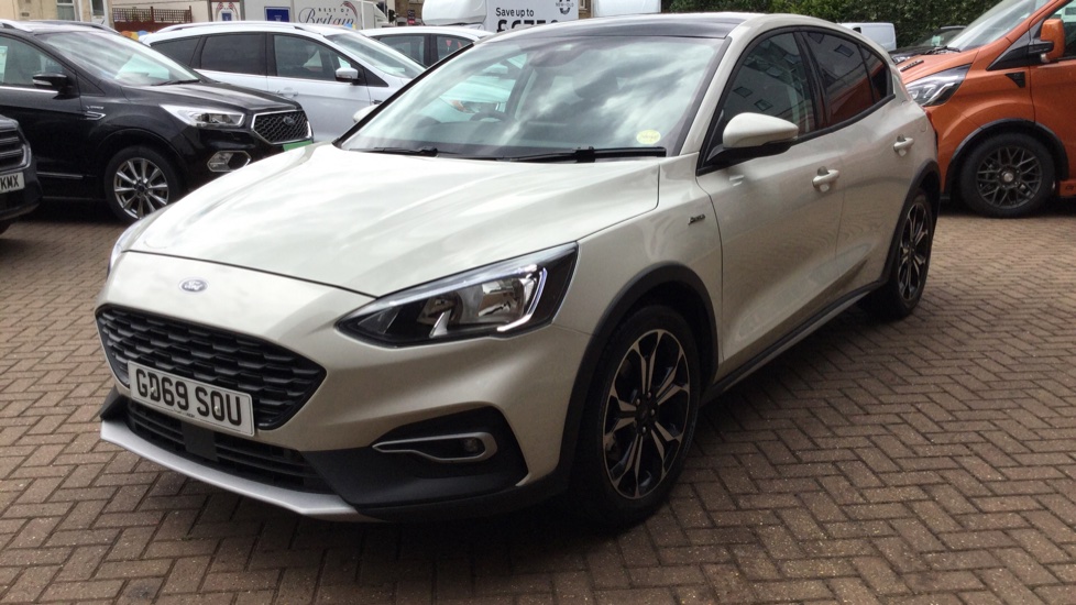 Ford FOCUS 2019 - Metropolis White | £18,770 | Gillingham | TrustFord