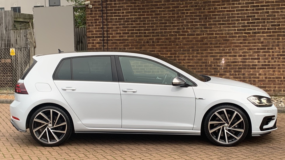 Volkswagen GOLF 2019 - Silver Grey | £25,500 | Gillingham | TrustFord