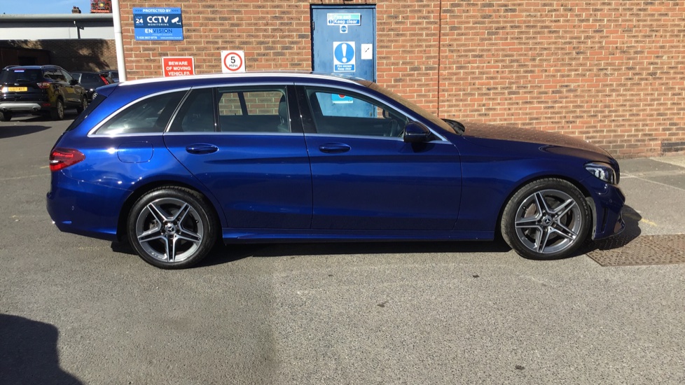 Mercedes-Benz C CLASS 2018 - Blue | £27,500 | Kingston | TrustFord
