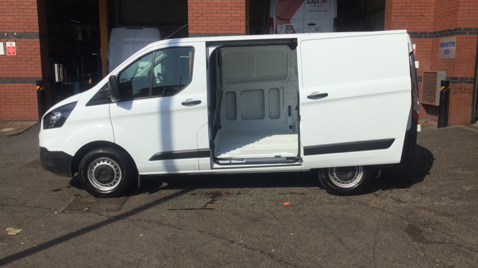 Ford TRANSIT CUSTOM 2019 - Solid - Frozen white | £14,922 | Bristol ...