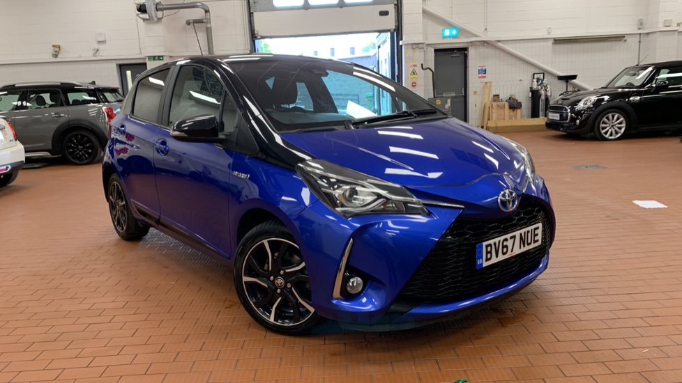Toyota Yaris Blue/black Automatic Auction | DealerPX