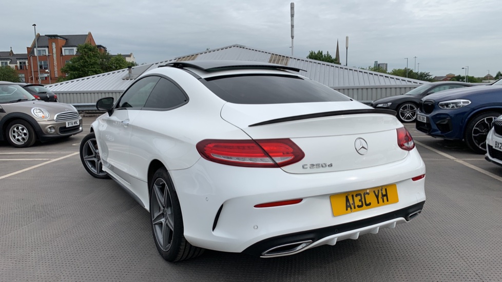 Mercedes C-Class White Automatic Auction | DealerPX