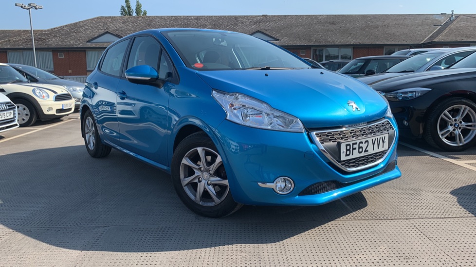 Peugeot 208 Blue Manual Auction | DealerPX