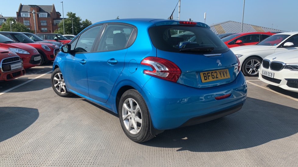 Peugeot 208 Blue Manual Auction | DealerPX