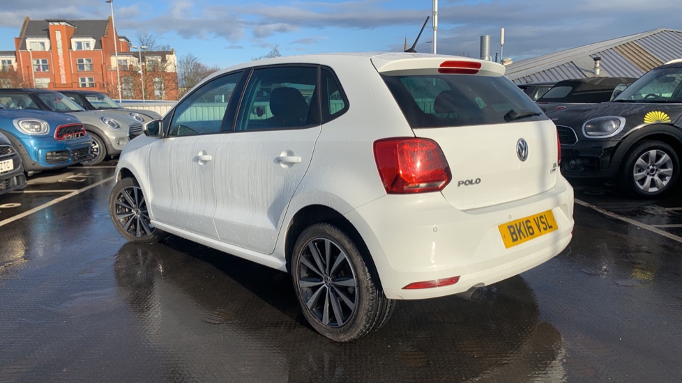 Volkswagen Polo White Manual Auction | DealerPX