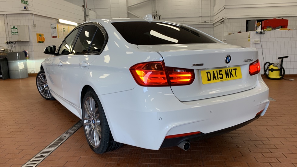 BMW 3 Series White Automatic Auction | DealerPX