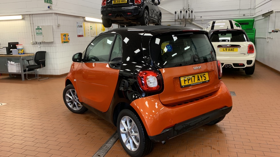 Smart Fortwo Coupe Orange Manual Auction | DealerPX