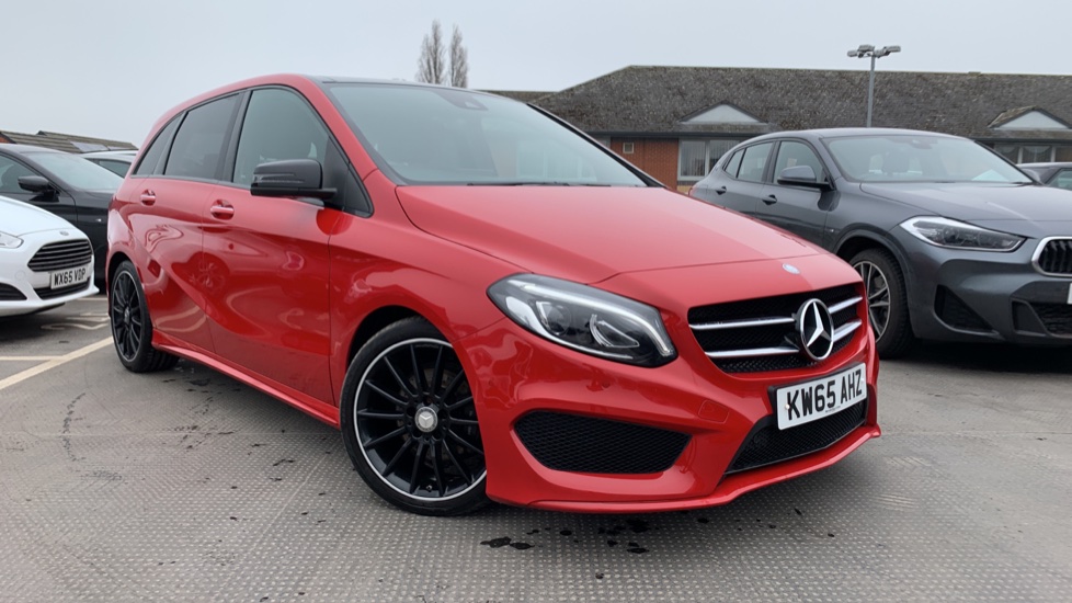 Mercedes-Benz B200 Red Automatic Auction | DealerPX