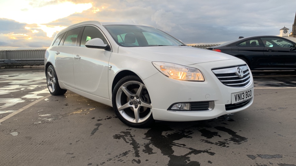 Vauxhall Insignia White Manual Auction | DealerPX