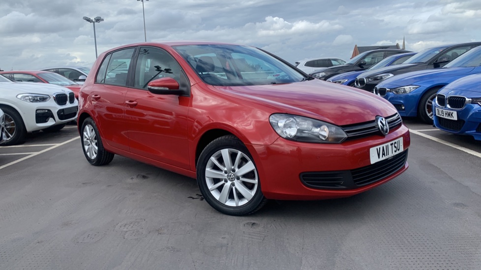 Volkswagen Golf Red Manual Auction | DealerPX