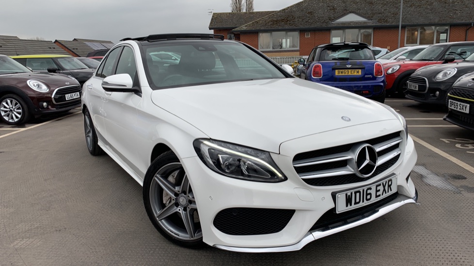 Mercedes C-Class White Automatic Auction | DealerPX