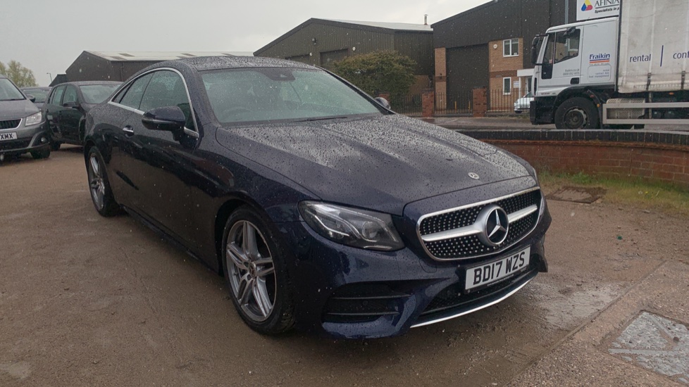 Mercedes E-Class Blue Automatic Auction | DealerPX
