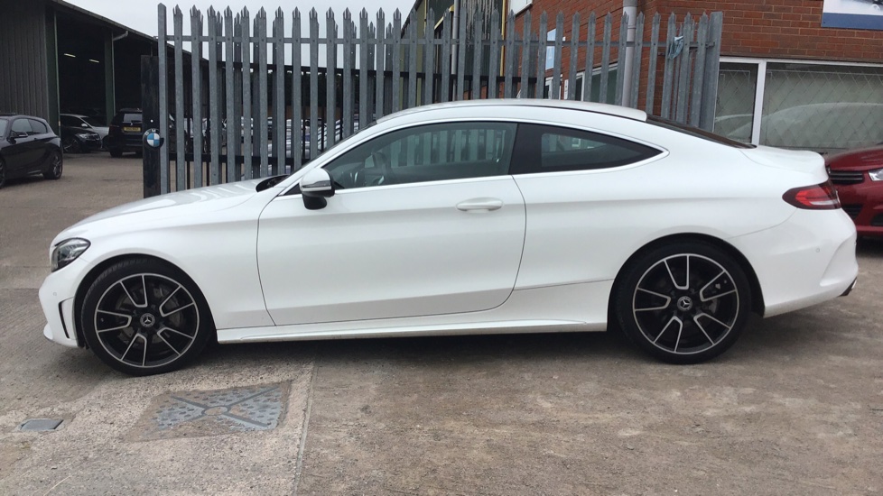 Mercedes C-Class White Automatic Auction | DealerPX