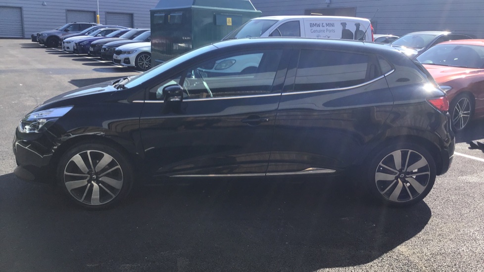 Renault Clio Black Manual Auction | DealerPX