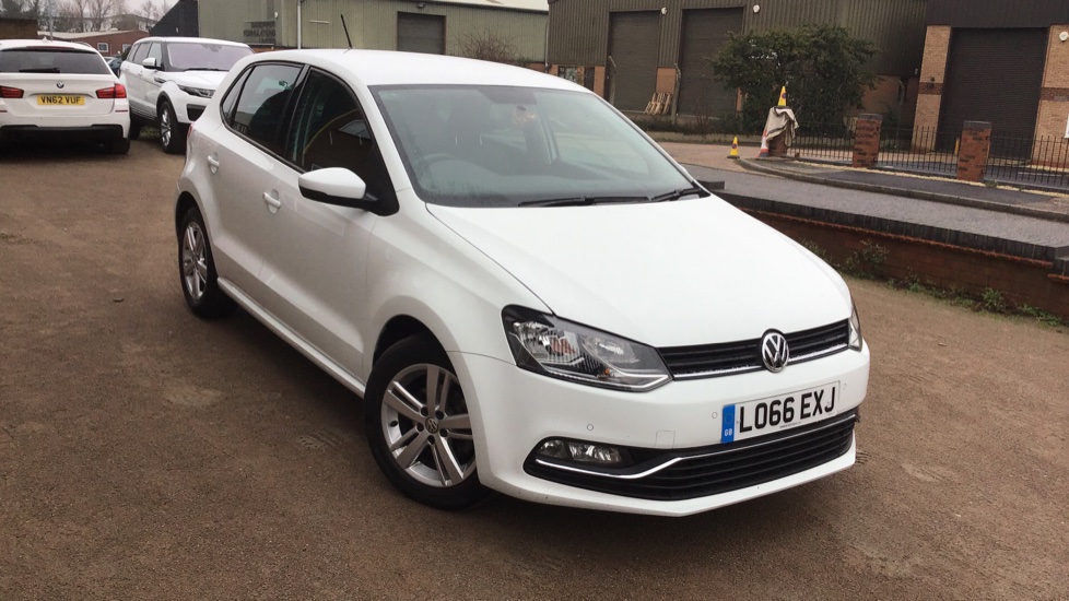 Volkswagen Polo White Manual Auction | DealerPX