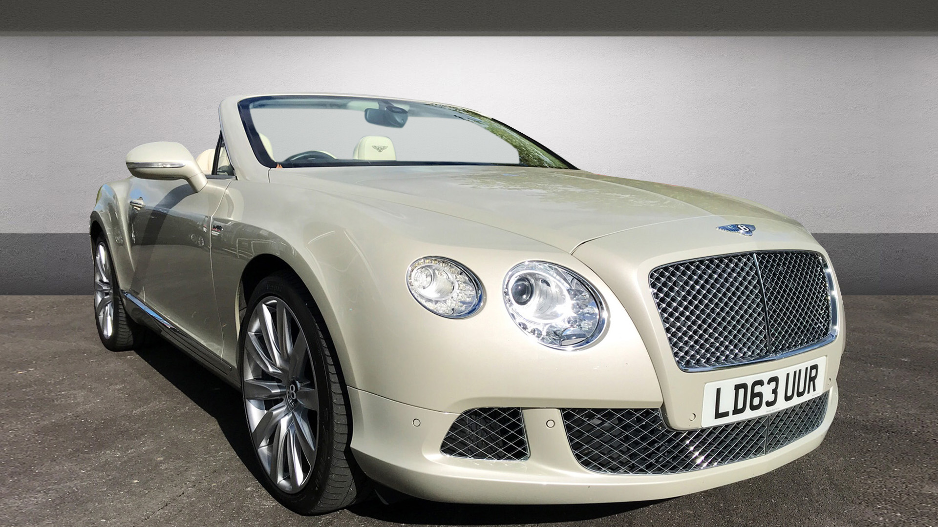 Bentley used car Continental GT Convertible White