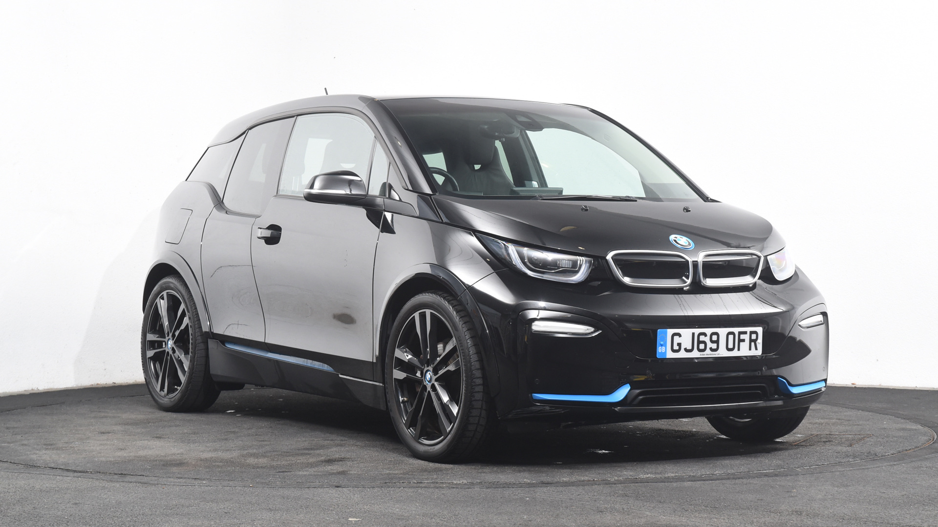 2019 BMW i3s 120 BEV listed at £0