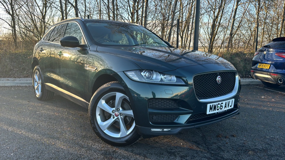 Jaguar F-Pace British Racing Green Automatic Auction | DealerPX