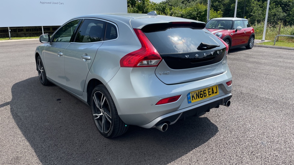 Volvo V40 Silver Manual Auction | DealerPX