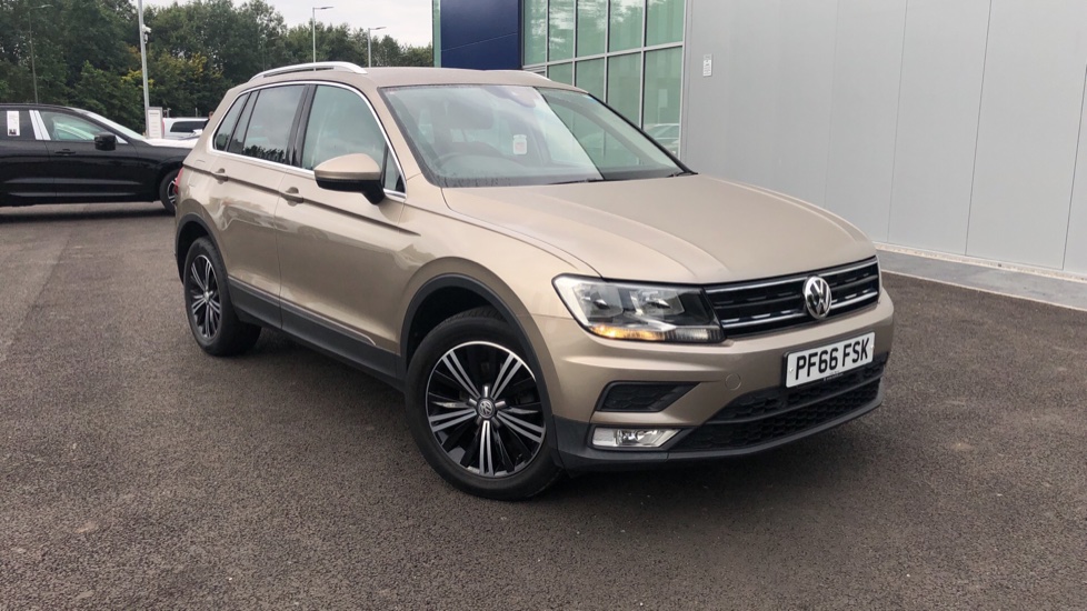 Volkswagen Tiguan Beige Manual Auction | DealerPX