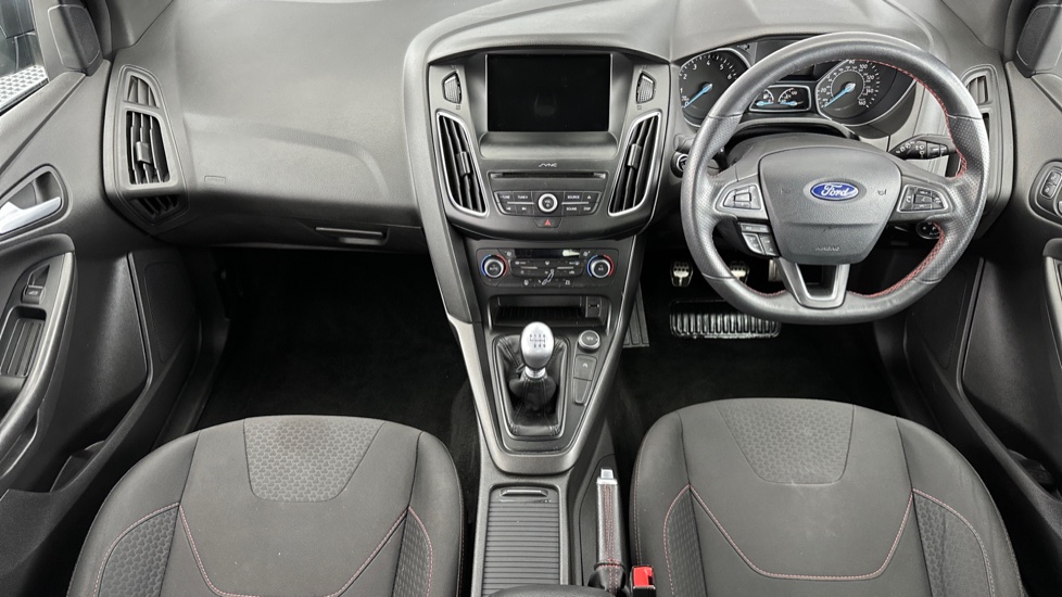 Ford Focus St Line X 2018 Interior | Cabinets Matttroy