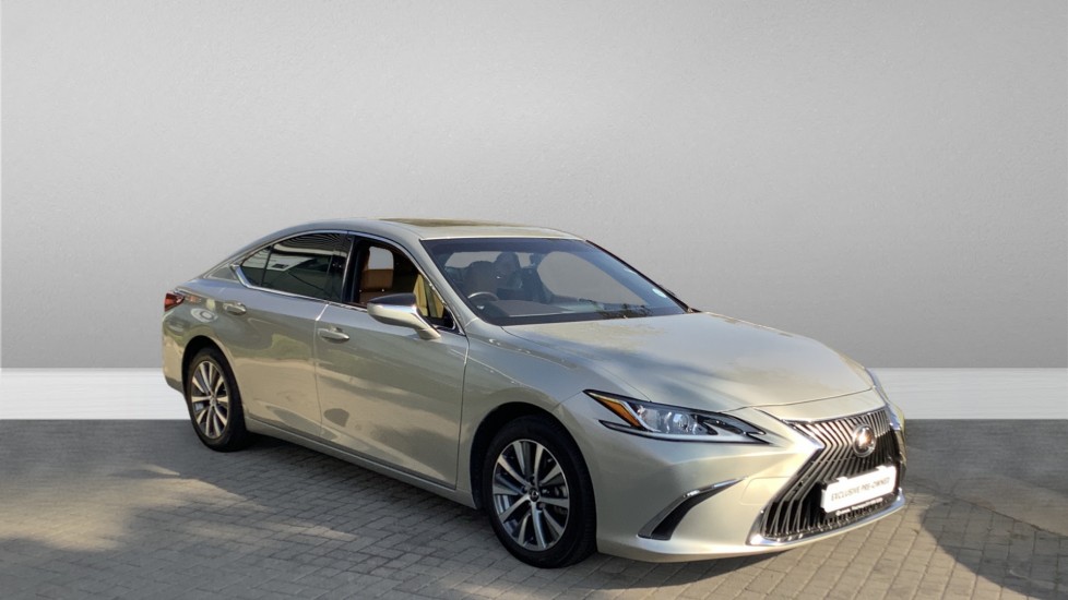 2019 Lexus ES 250 EX II Q2FyTGlzdGluZzoyMzQ3MDA R399900 | Avo Auto