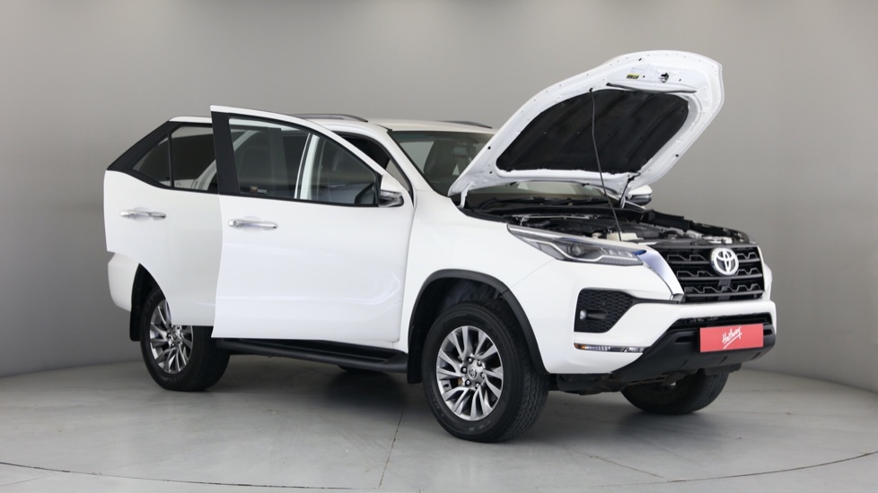 Used 2022 Toyota Fortuner 2.8gd-6 4x4 for Sale | Hey Halfway