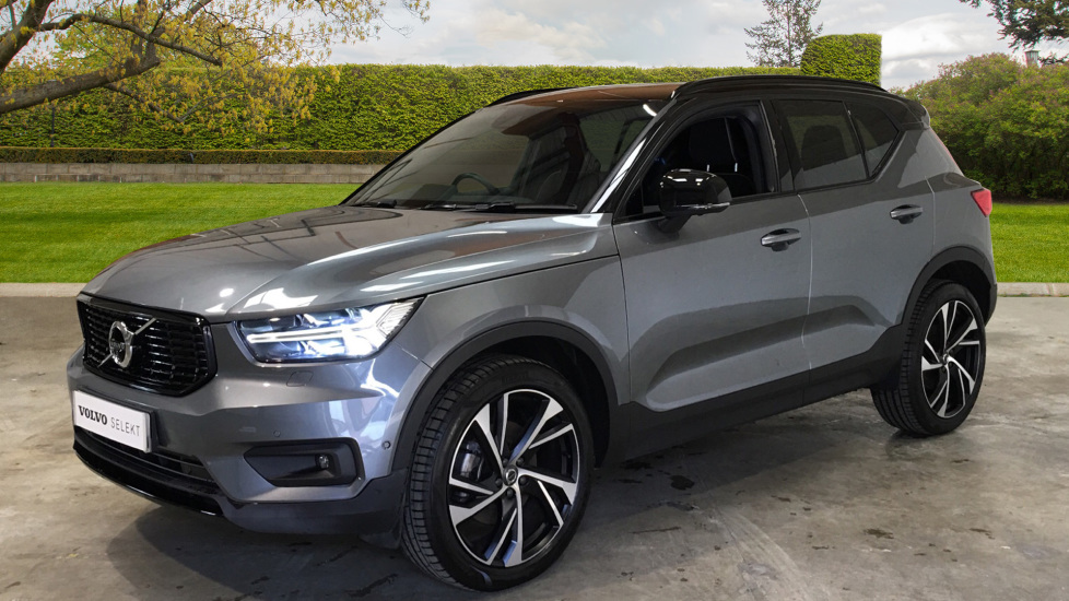Volvo XC40 D4 AWD R-Design Pro Auto with Harman Kardon, Xenium and ...