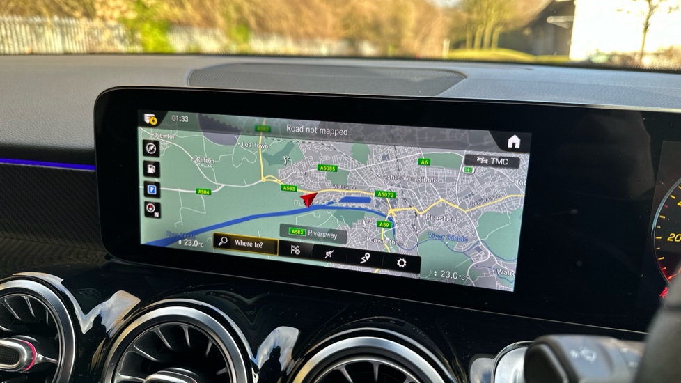 Mercedes-Benz GLB | cinch