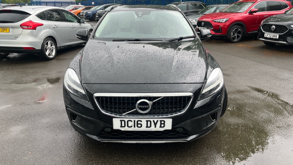 VOLVO V40 Black Automatic Auction | DealerPX
