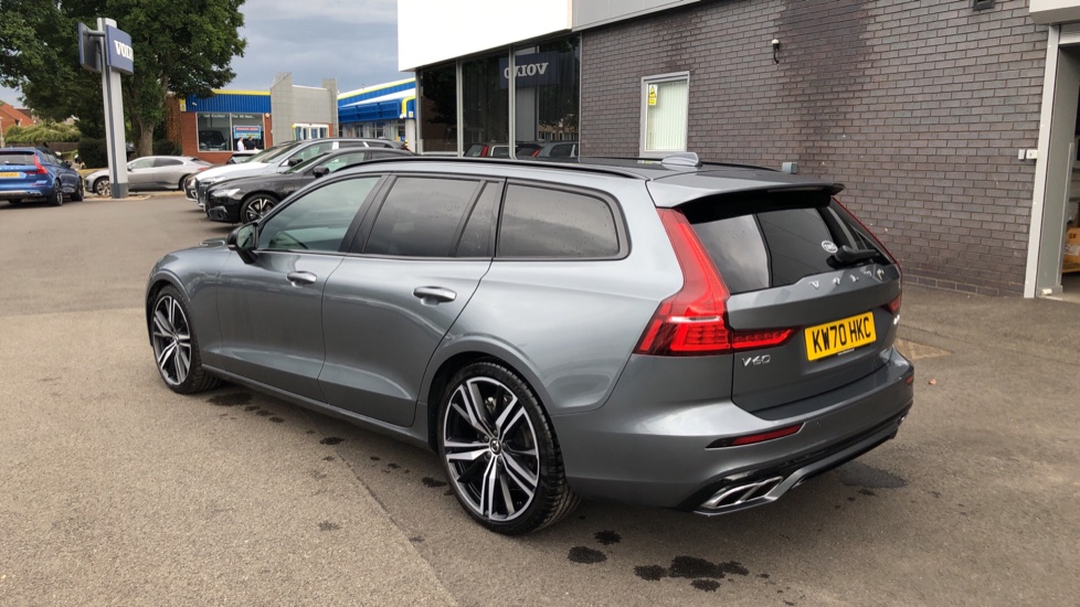 Volvo V60 II B6 AWD R-Design Automatic (Climate Pack + Tech Pack + 2 ...