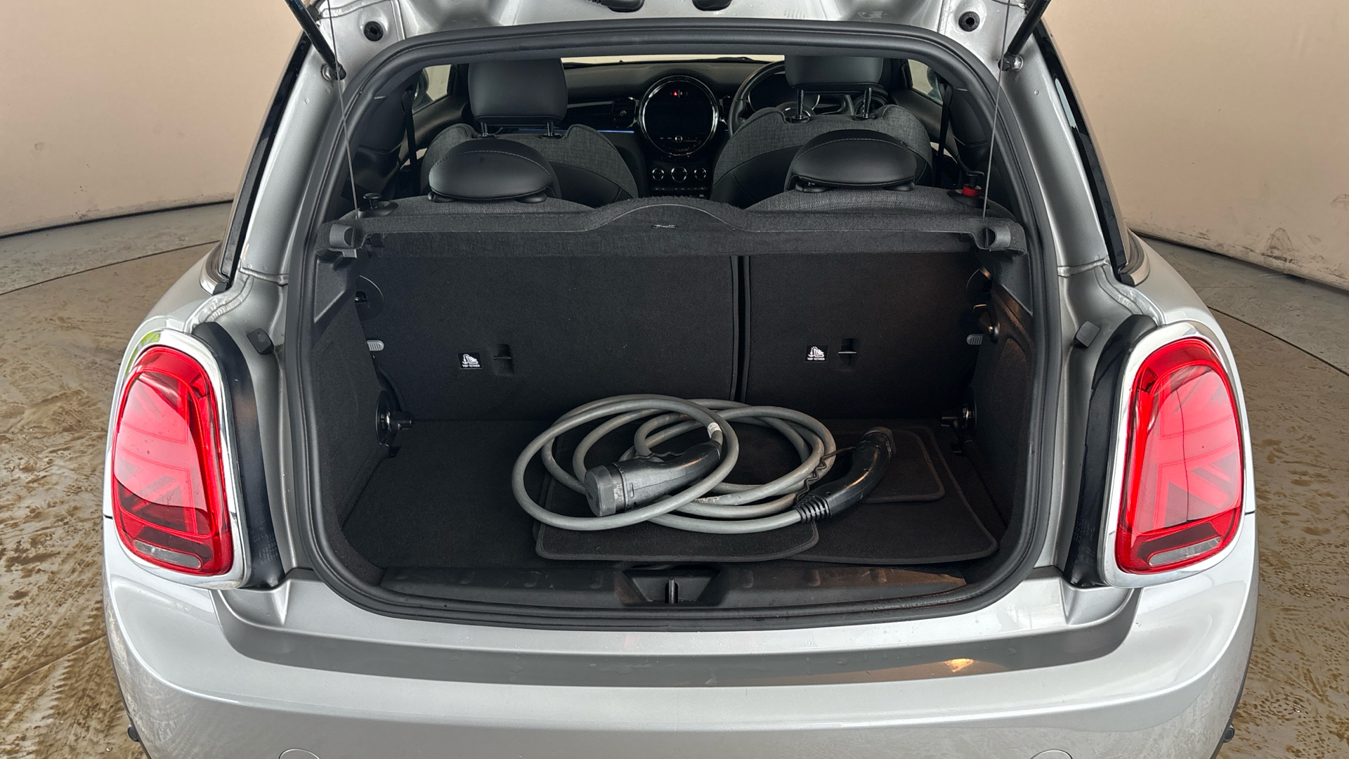 Used MINI Hatchback 135kW Cooper S Level 2 33kWh 3dr Auto - Car Lease UK