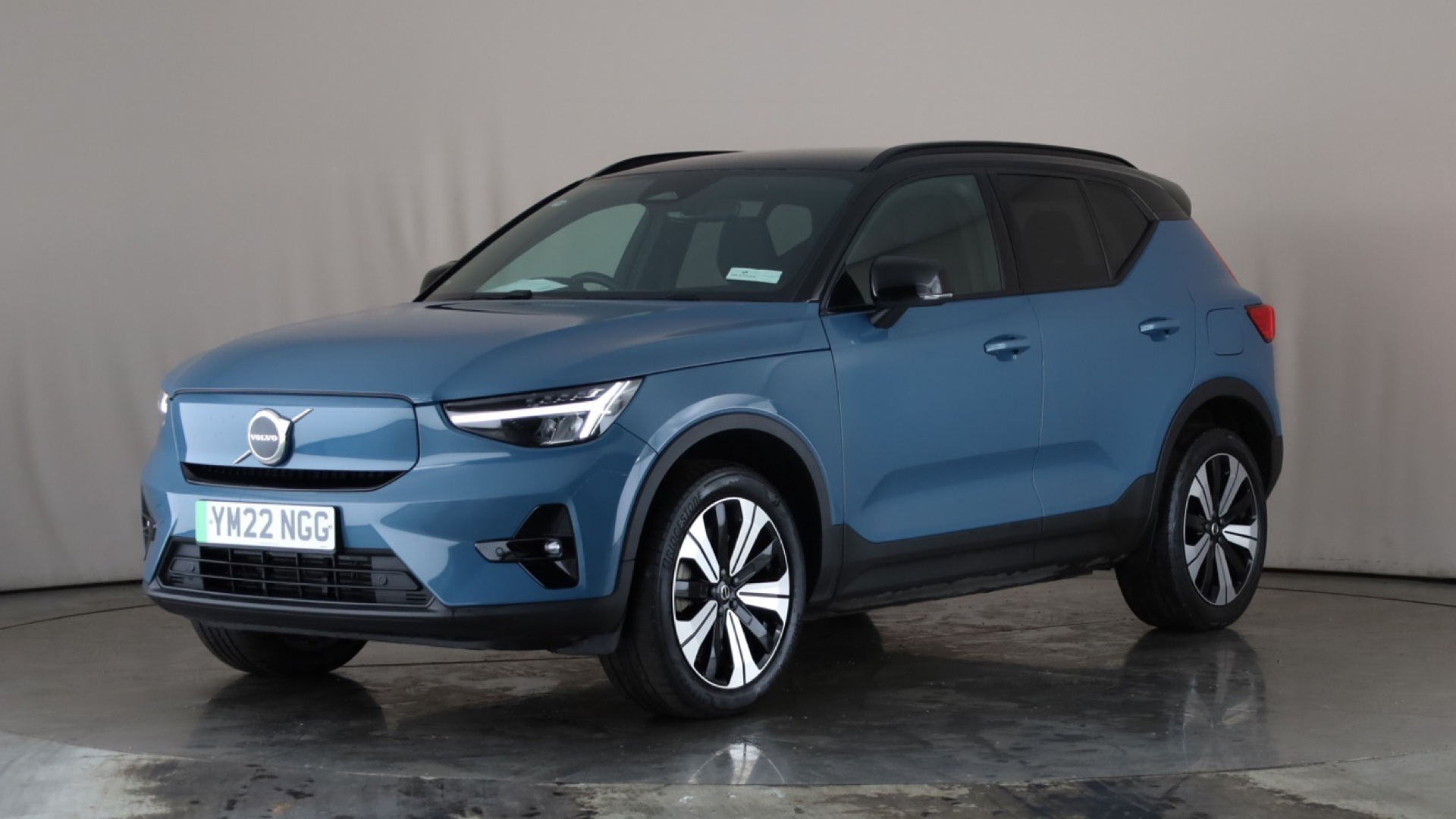Volvo XC40 Estate 170kW Recharge Plus 69kWh 5dr Auto Lease - Select Car ...