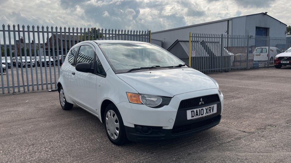 Mitsubishi Colt White Manual Auction | DealerPX