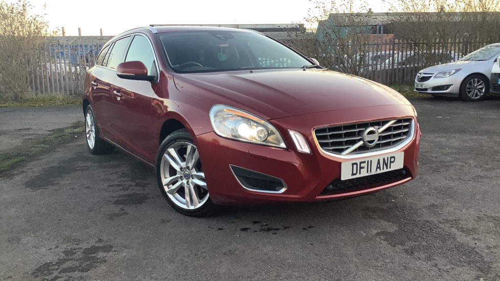 Volvo V60 Red Automatic Auction | DealerPX