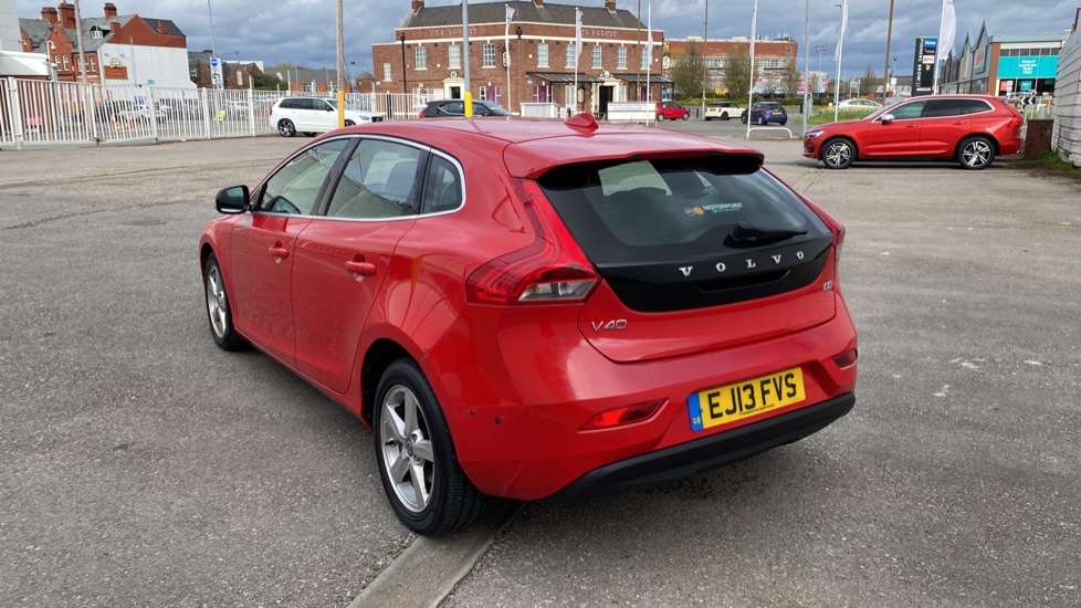 Volvo V40 Red Manual Auction | DealerPX