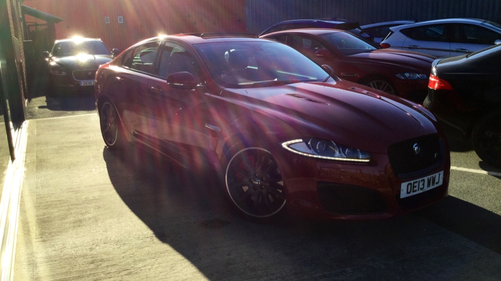 Jaguar XF Red metallic Automatic Auction | DealerPX