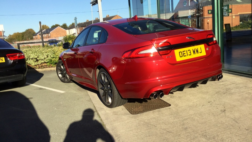 Jaguar XF Red metallic Automatic Auction | DealerPX