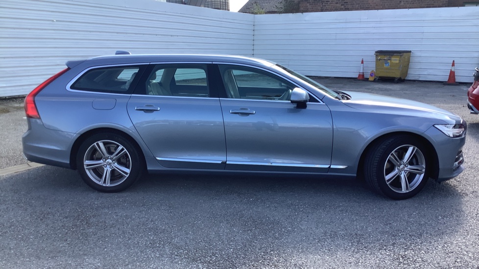 Volvo V90 Blue Automatic Auction | DealerPX