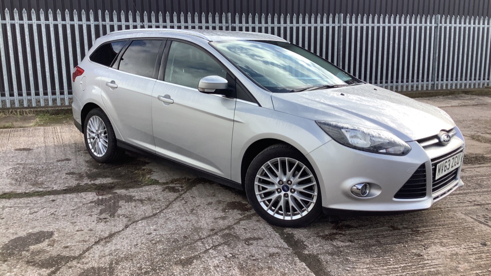 Ford Focus Silver Manual Auction | DealerPX