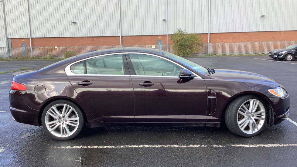 Jaguar XF Red Automatic Auction | DealerPX