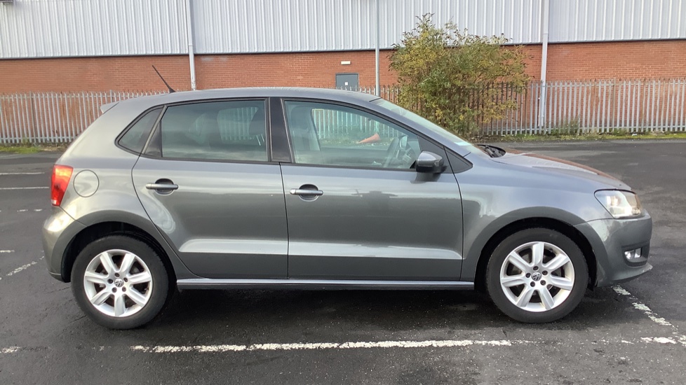 Volkswagen Polo Grey Automatic Auction | DealerPX