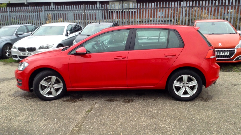 Volkswagen Golf Red Automatic Auction | DealerPX