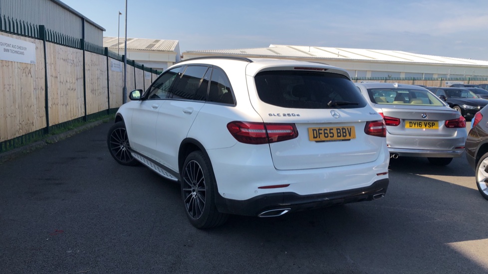Mercedes Glc-class White Automatic Auction | DealerPX